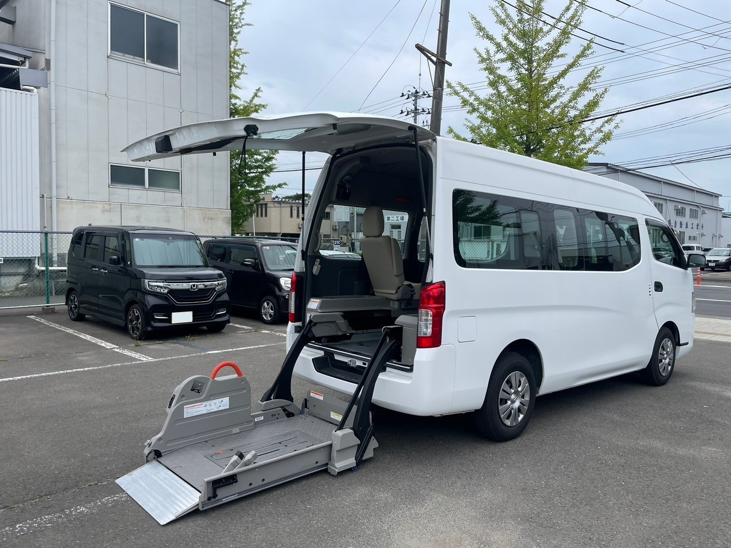日産 キャラバン CBF-CS4E26改(2WD)｜中古トラックなら【トラック市】