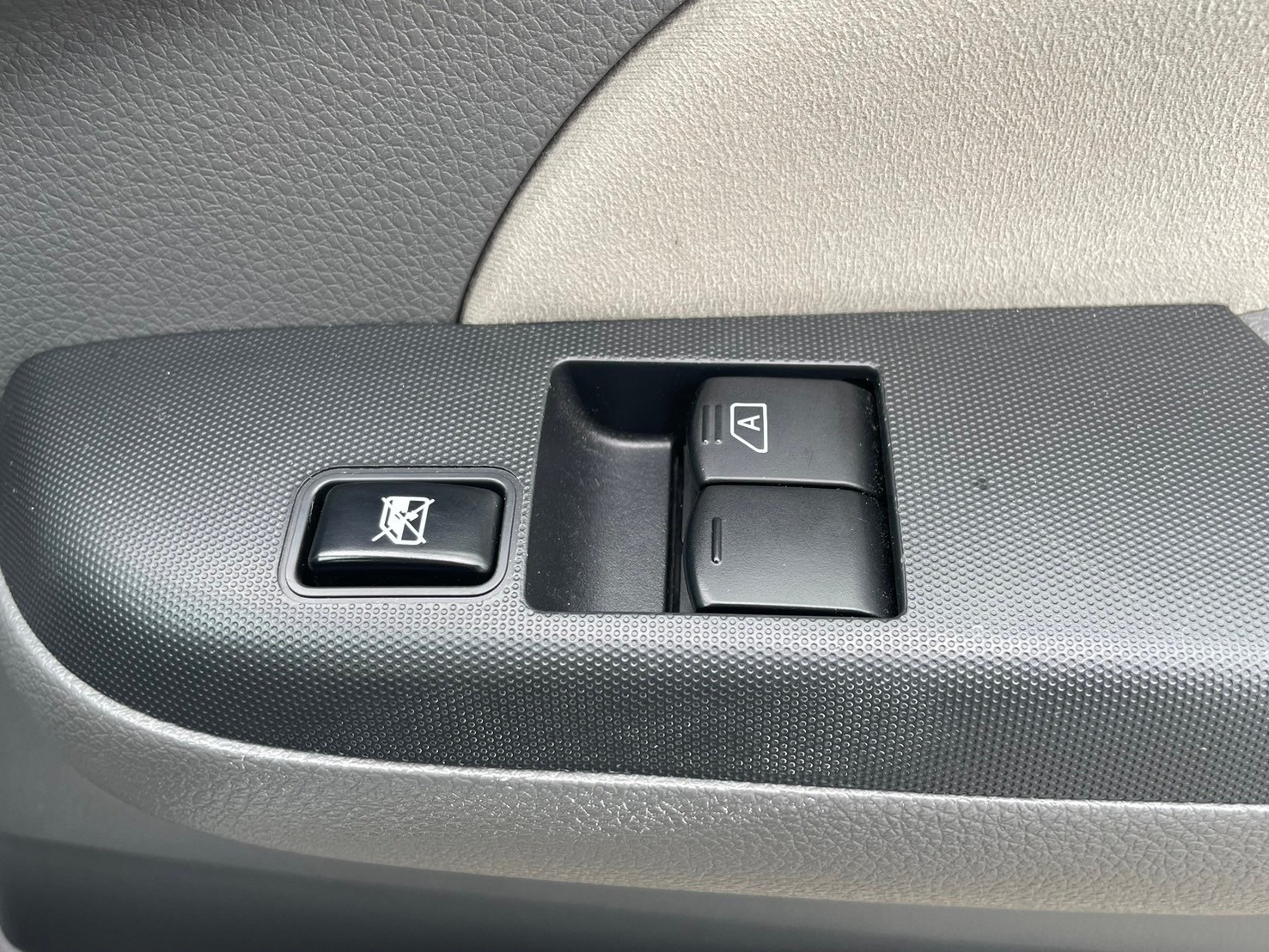 日産 キャラバン CBF-CS4E26改(2WD)｜中古トラックなら【トラック市】